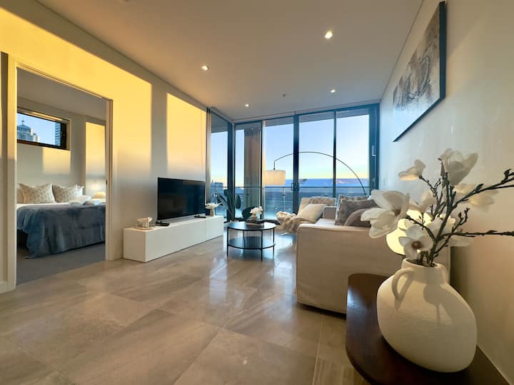 Chic 2 Bedroom Condo Steps To Darling Harbour - Sydney