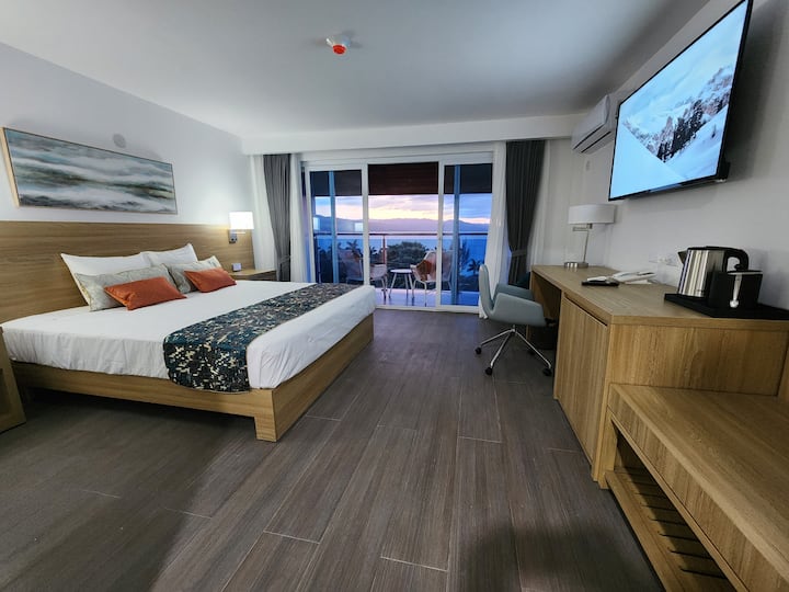 Superior King Room At Hotel 39 - Montego Bay