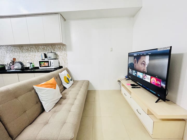 2br It Park Condo W/ Washer, Smarttv & Wifi - Cebu