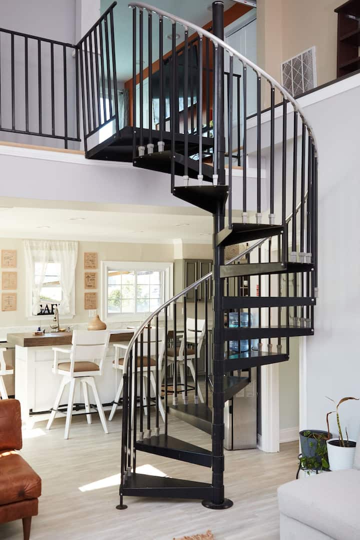 Chic Luxury Condo On The Shore - Belmar, NJ