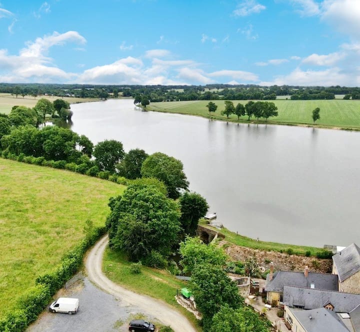 Gite Le Moulin Du Pêcheur Aux Portes De  Bretagne - Musée Robert Tatin