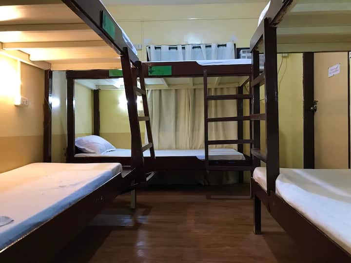 Austria's Guesthouse - El Nido