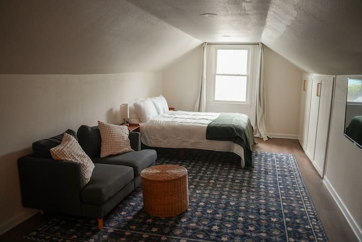 Restful Guesthouse - Waco, TX