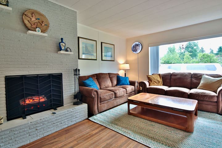 Family & Pet Friendly W/fire Pit & Close To Town - Olympic National Park, Port Angeles