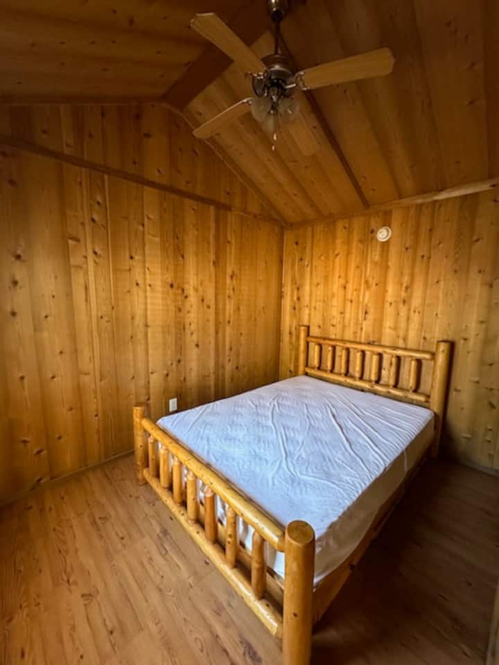 Tv Cabin Vil02 - Northumberland, PA