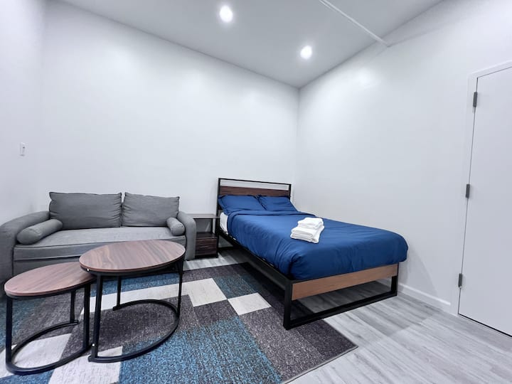 Cute Quiet Renovated Uws Studio W/ Elevator #522 - North Bergen, NJ