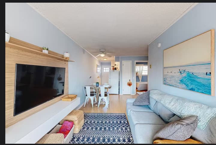 Cozy 2bd/1.5ba Ocean Block Condo - Ocean City, MD