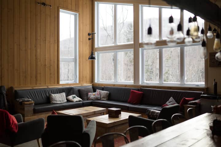Chalet Forestier - Massif Du Sud - Quebec