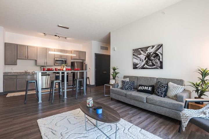 4 Bedroom - Just Steps Away From Ud - Dayton, OH