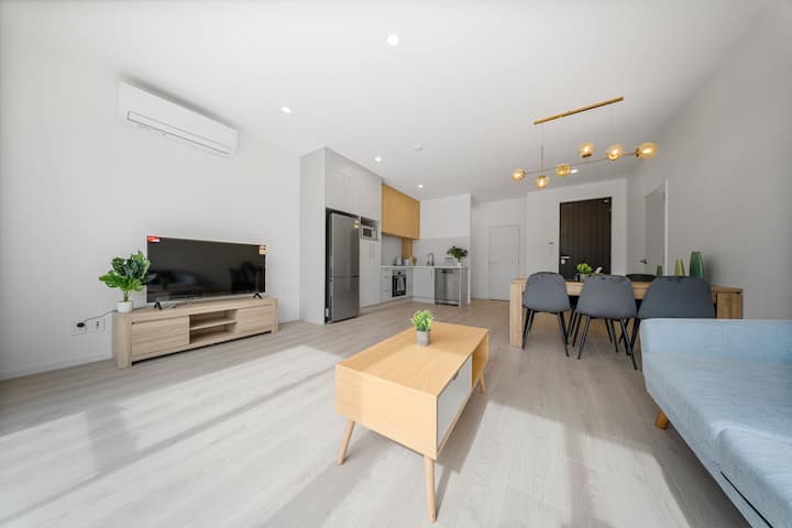 Botany Newly Built 3-bedroom Sanctuary _unit C - Beachlands