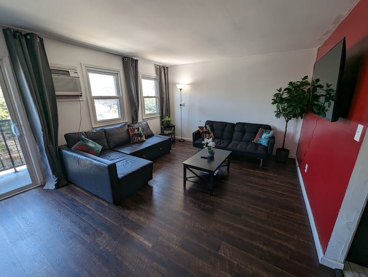 Cozy 2br Easy Access Nyc/airport - Bayonne, NJ