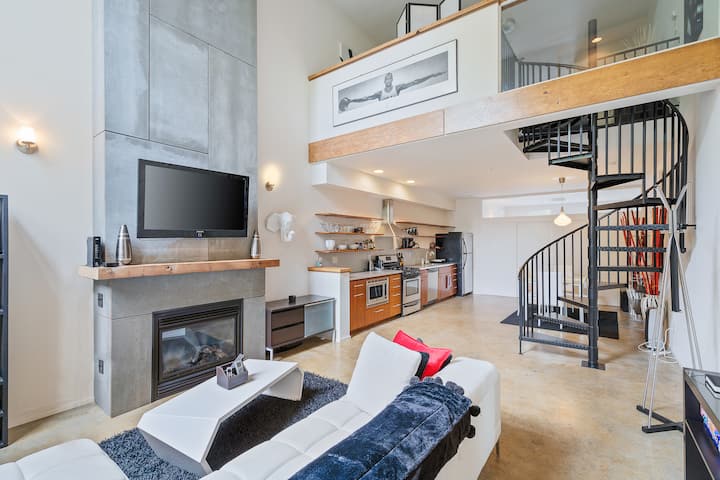 Modernist Loft In Ne Portland (30-day Minimum) - Portland, OR