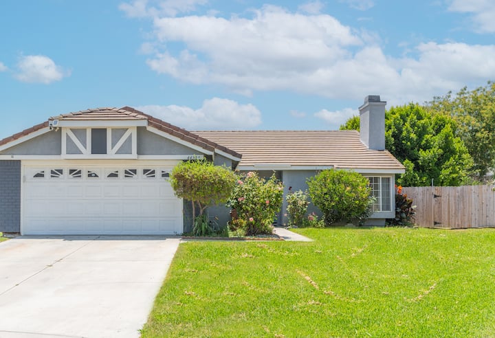 Riverside Garden | 10–30+ Night Stays Welcome - Riverside, CA