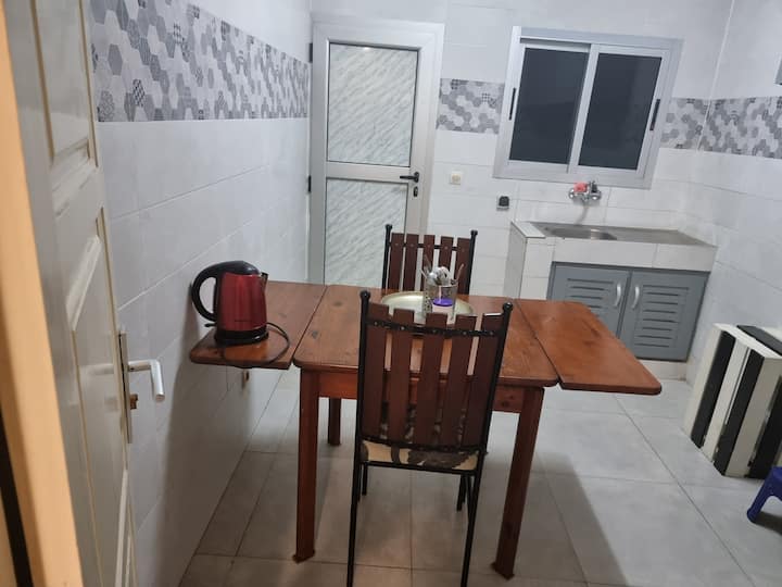 Venez Découvrir Nos Chambres . - Abidjan