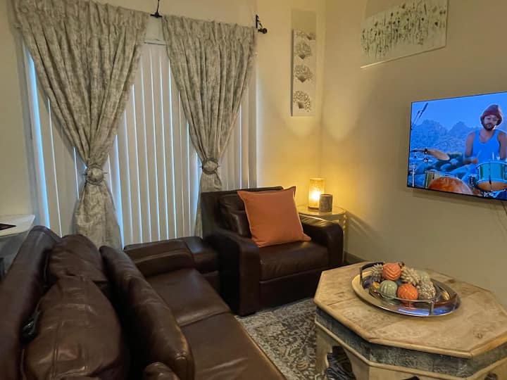 Prime Location
Westheimer. - 휴스턴