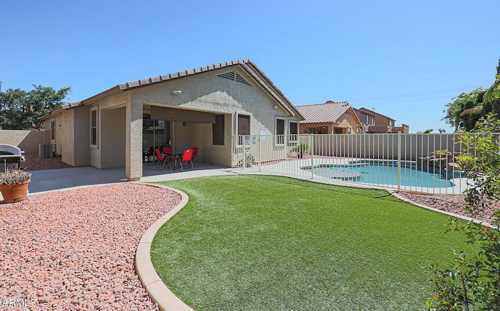 Cozy Relaxation Station - Avondale, AZ