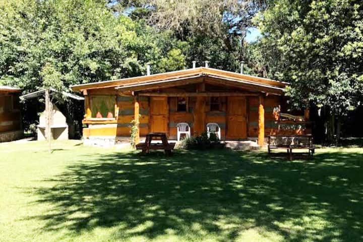 Cabañas Alvear P/3 - La Falda
