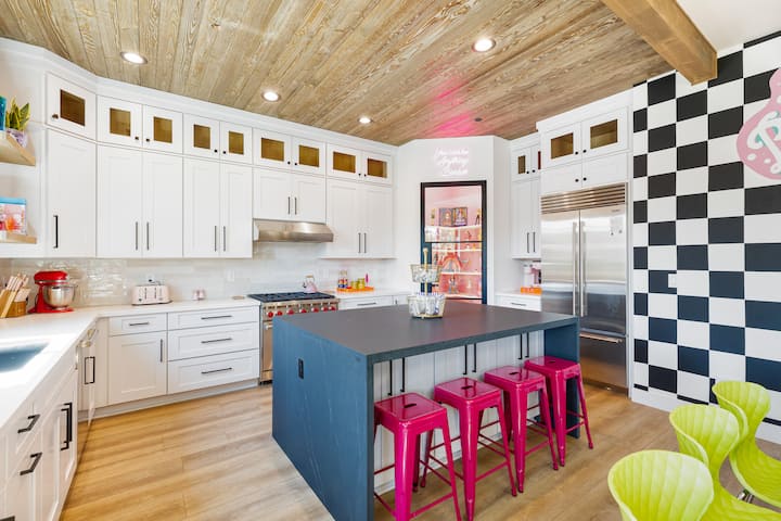 5br Flagstaff Dream House • Hot Tub & Fire Pit - Flagstaff, AZ