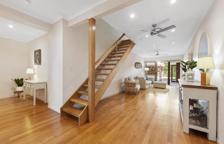 Holiday In Your Noosa Hinterland Retreat - Pomona