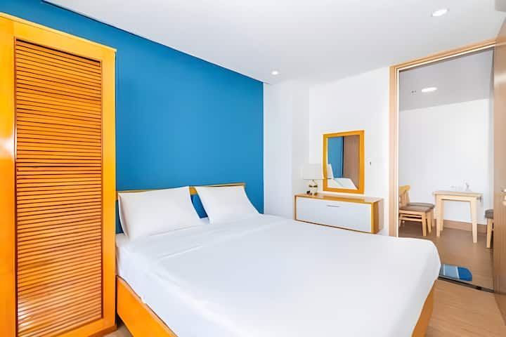 Two-bedroom Apartment W Balcony Near My Khe Beach - Da Nang