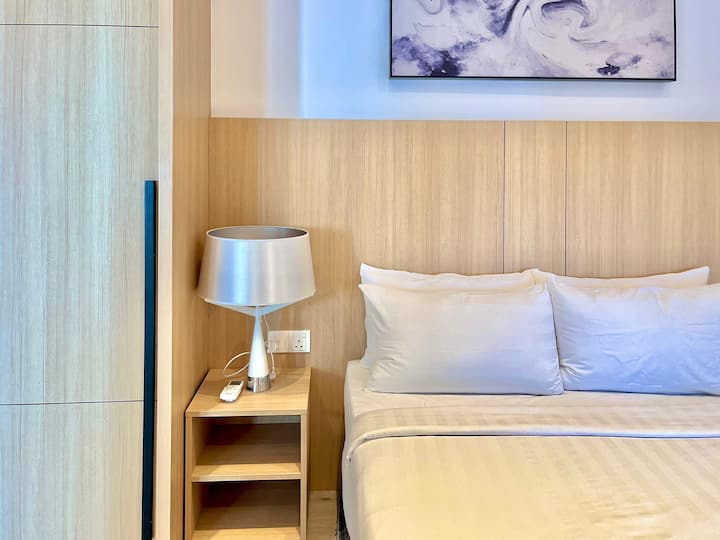 @9ba1603 Best Pool View Kltower Klcc Merdeka Tower - Kuala Lumpur