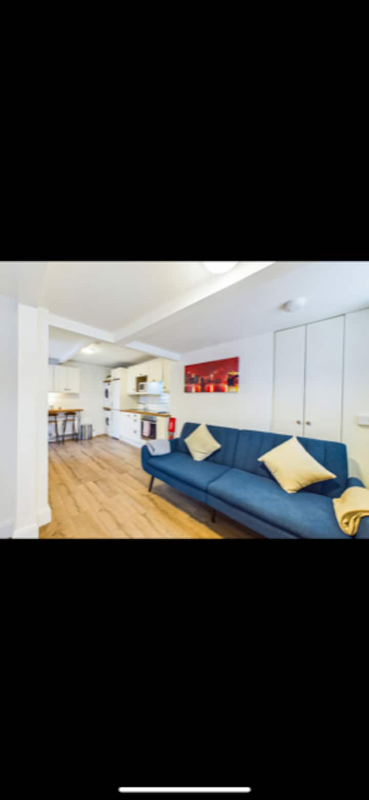 City Stays · Ideal For Work Teams • Clondalkin - Leixlip