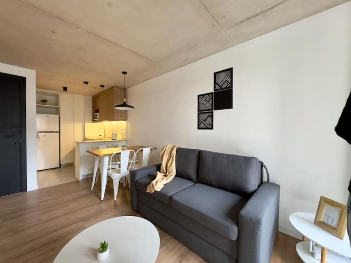 Apartamento Céntrico Cerca De La Rambla - Montevideo