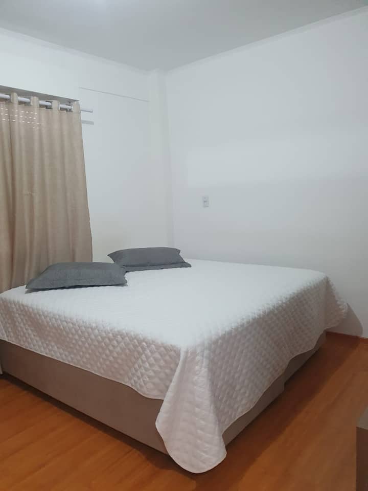 Amável Quarto E Sala Privativos - Porto Alegre