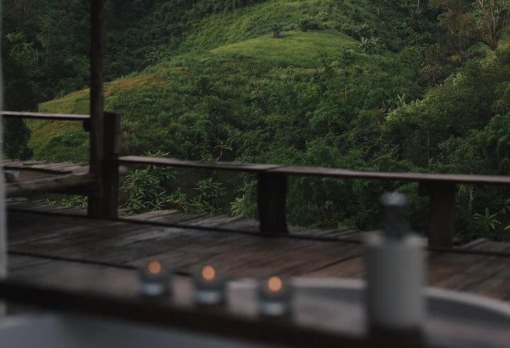 House In Akha Style Outdoor Bathtub, Chiangmai G1 - Thailand