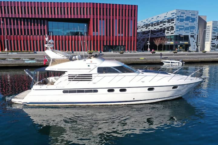 Fairline Squadron 50
Har Båt Plass På Ons2026 - Stavanger