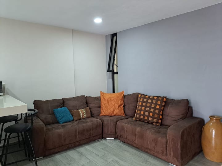 Casa Completa: Espaciosa Cerca Del Estadio Beisbol - Tepic