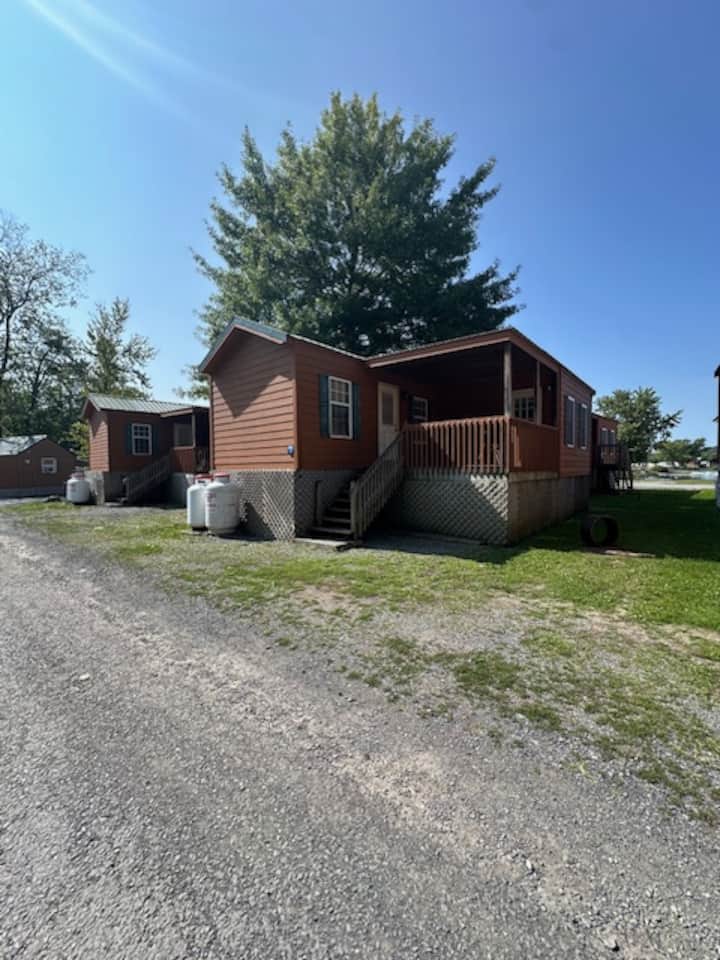 Tv Cabin Vil05 - Northumberland, PA