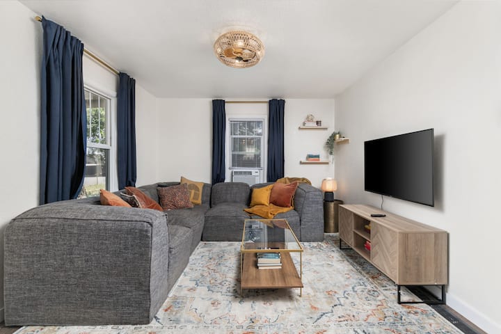 Modern Denver Bungalow - Denver, CO