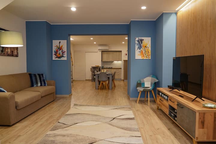 R-home Crispi - Catania