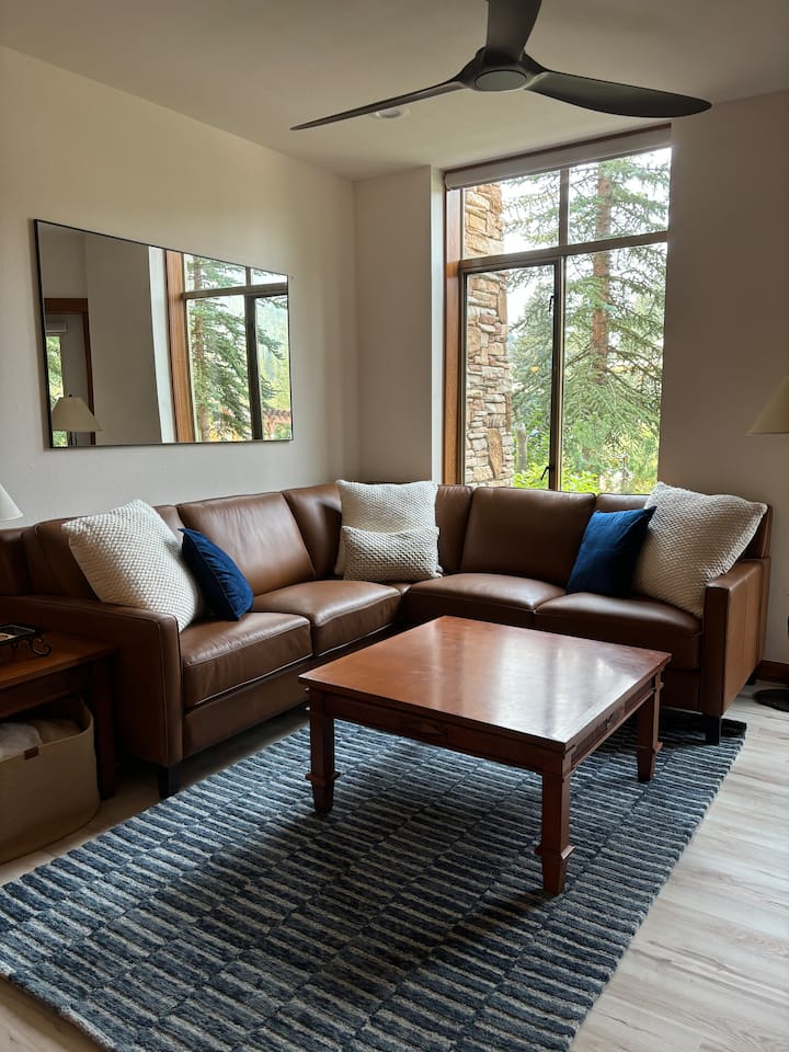 Snø Hus 
Powderhorn #103
In Solitude Village - Alta, UT