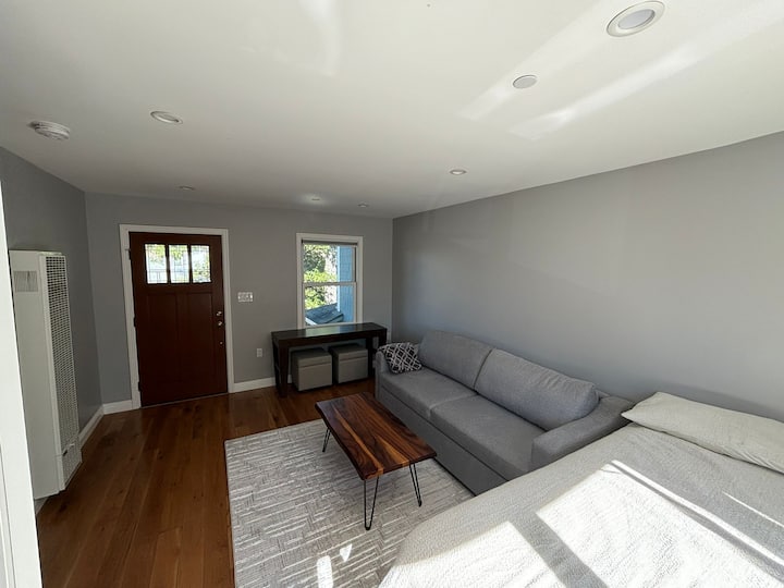 Private Studio In Burlingables - Burlingame, CA