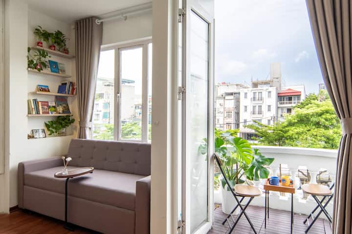 Big Gr/4bed/oq/balcony/projector - Hanoi