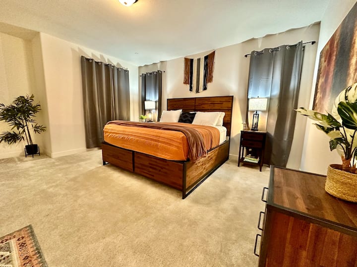 Charming & Modern 3-bedroom Home In Rocklin - Roseville, CA