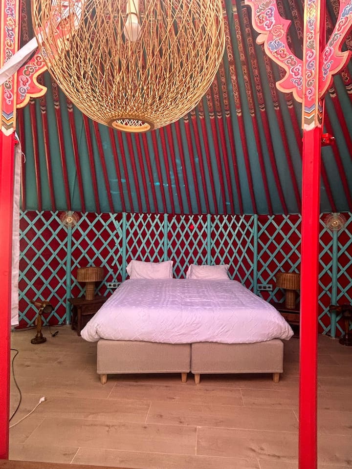 Yurta De Lujo Con Piscina Y Spa - Marbella