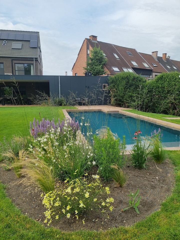 Luxueus Huis Op 15min Van Tml - Boom