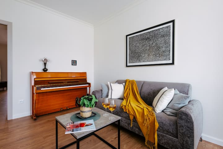 Eclectic Charm | Tastefully Furnished | Balcony - Yerevan