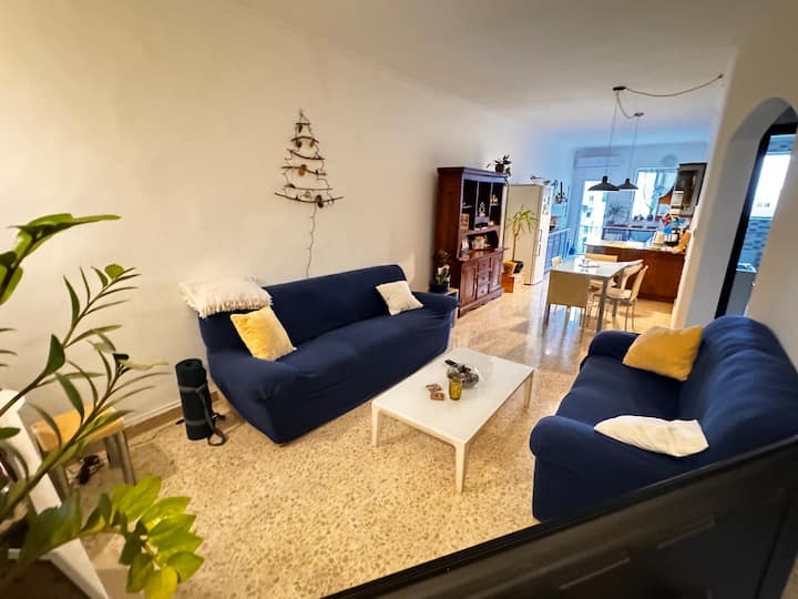 Room In Pieta, Close To The Seaside And Bus Stops - Malta