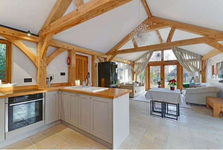 Charming Countryside Annex - Godalming
