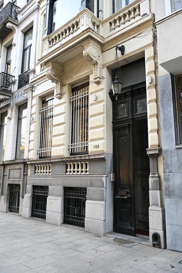 Le Papillon - The House - Amberes, Bélgica