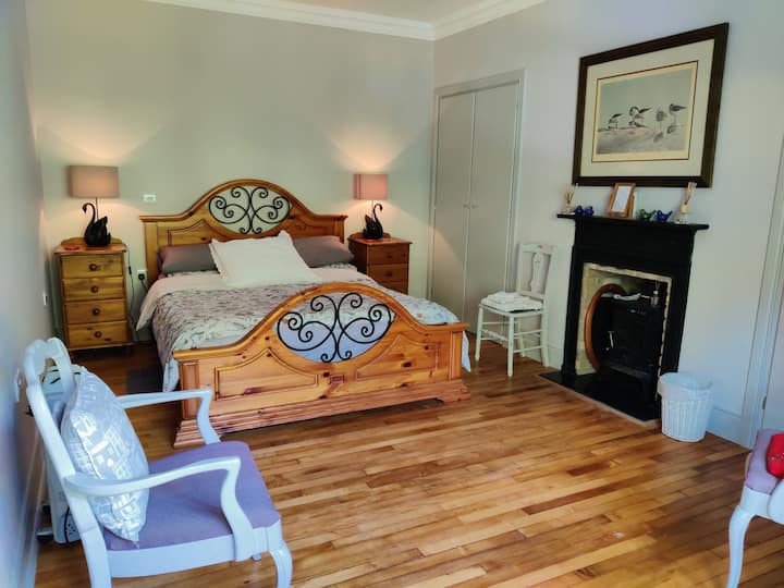 Private Room A In Laois Village . - Portlaoise