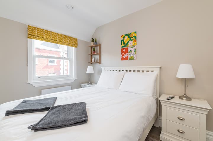Beautiful Double Bedroom In Dublin 2 - Dublin