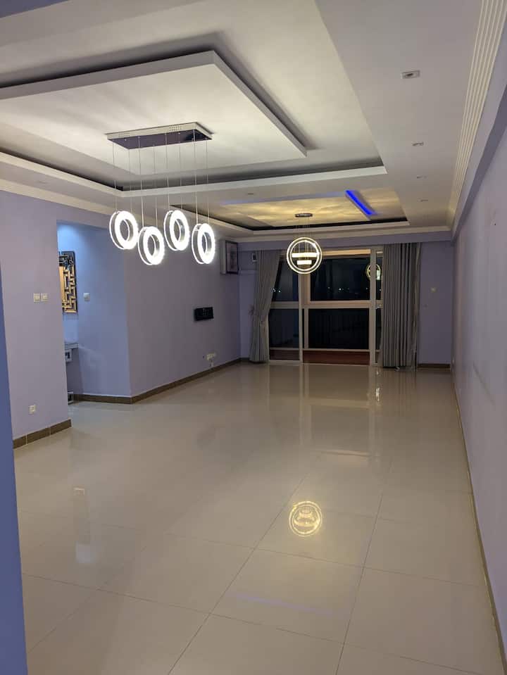 Luxuoso Apto Cond. Vida Pacífica - Luanda