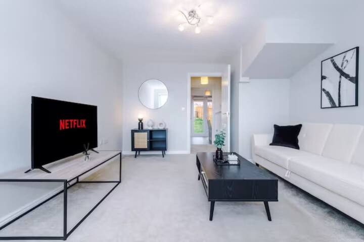 Cozy 3br Home In Heywood, Oldham - Bury