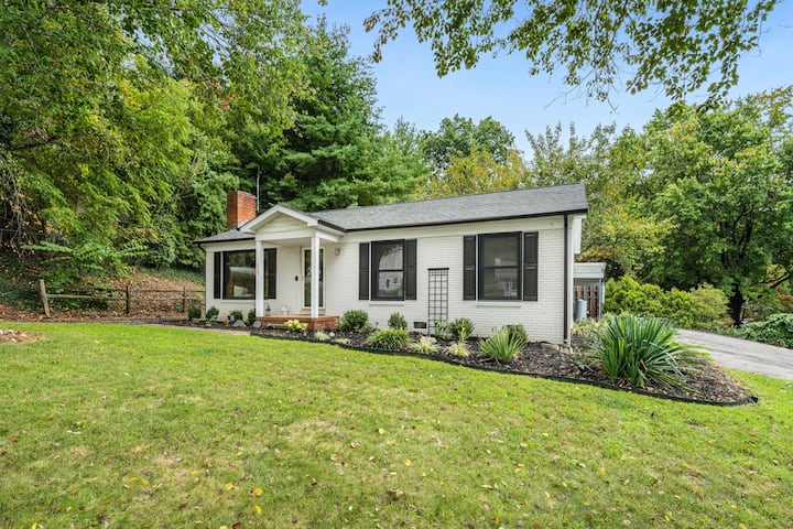 ~Stylish Cottage In Asheville~ - Asheville