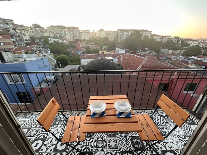5 Bedroom 5 Bathroom Central Chic Villa W/ Balcony - Istanbul